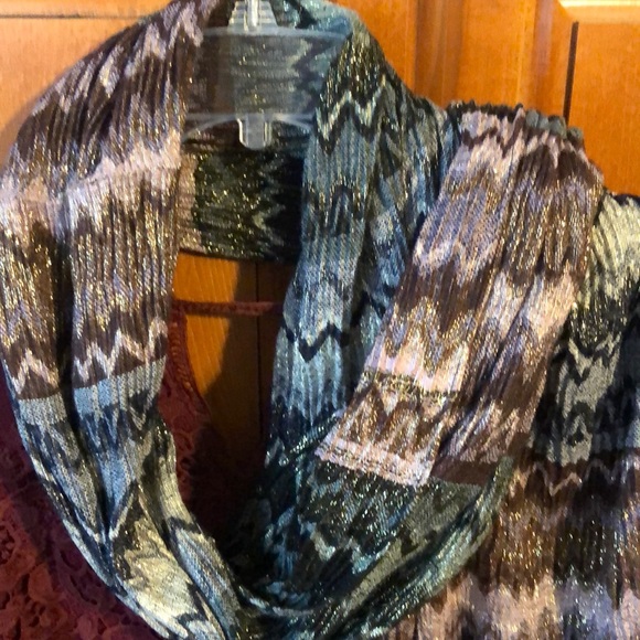 Accessories | Gold Thread Design Scarf | Poshmark